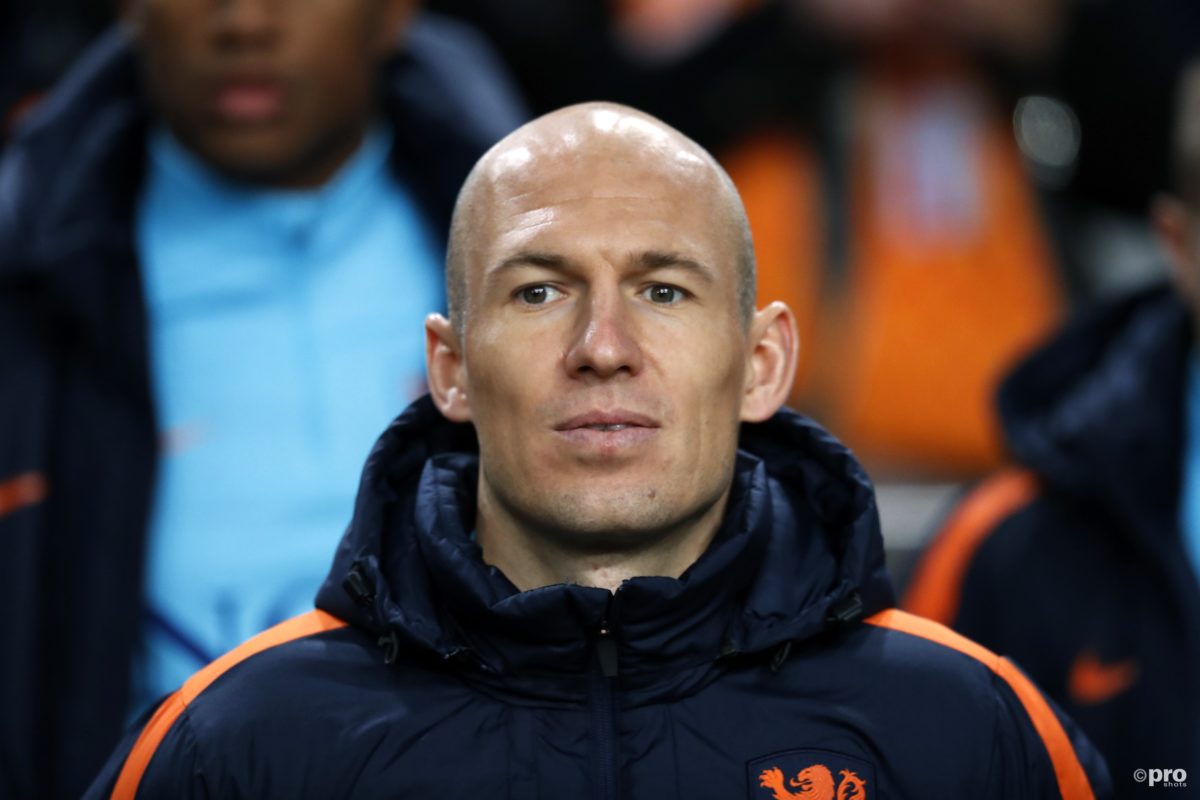 Blessure van Robben valt mee Blessure van Robben valt mee